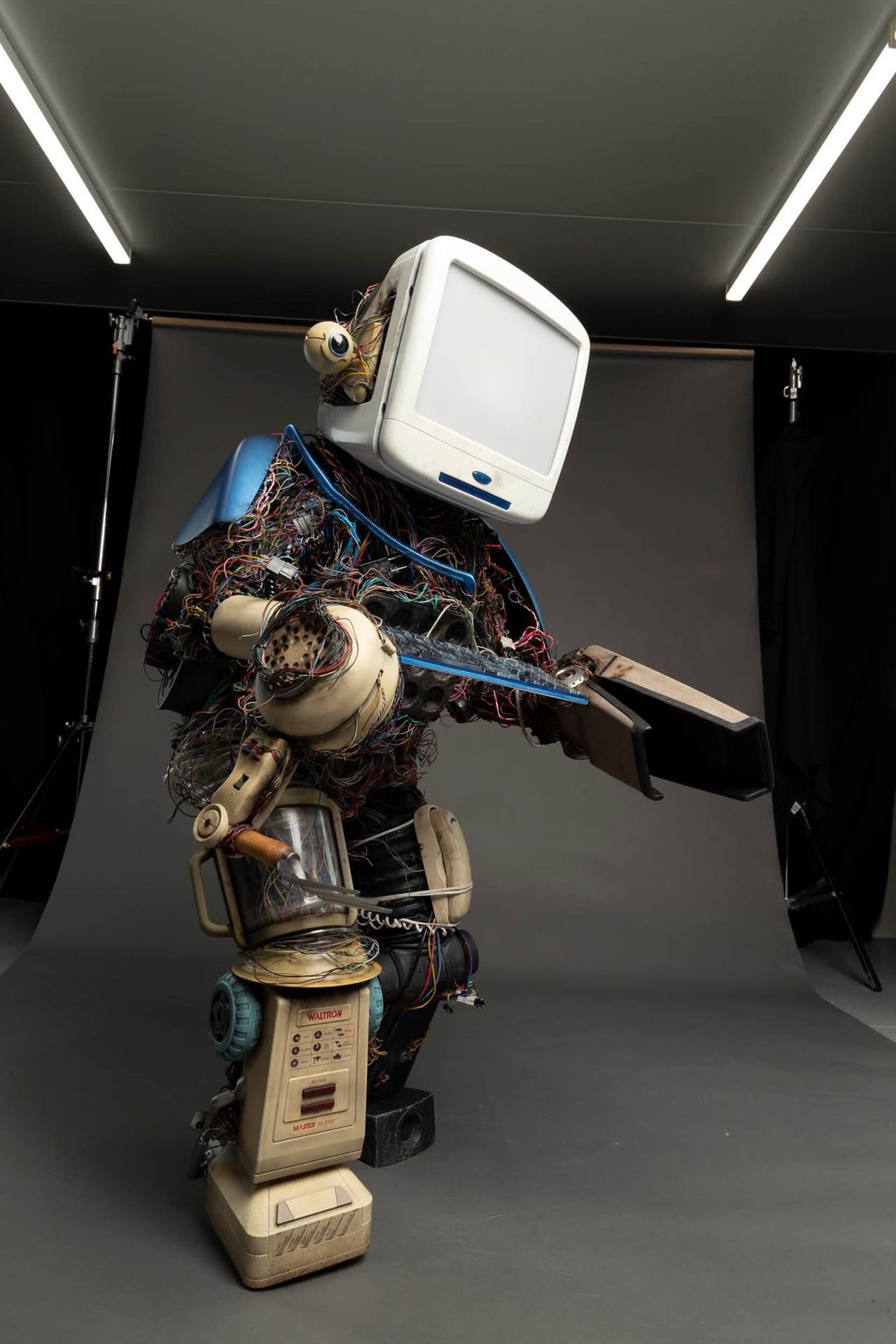 Y2K | Wētā Workshop